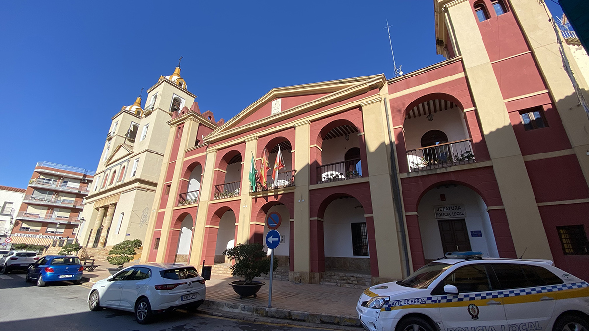 Ayuntamiento de Berja | El Ayuntamiento de Berja adapta las ...